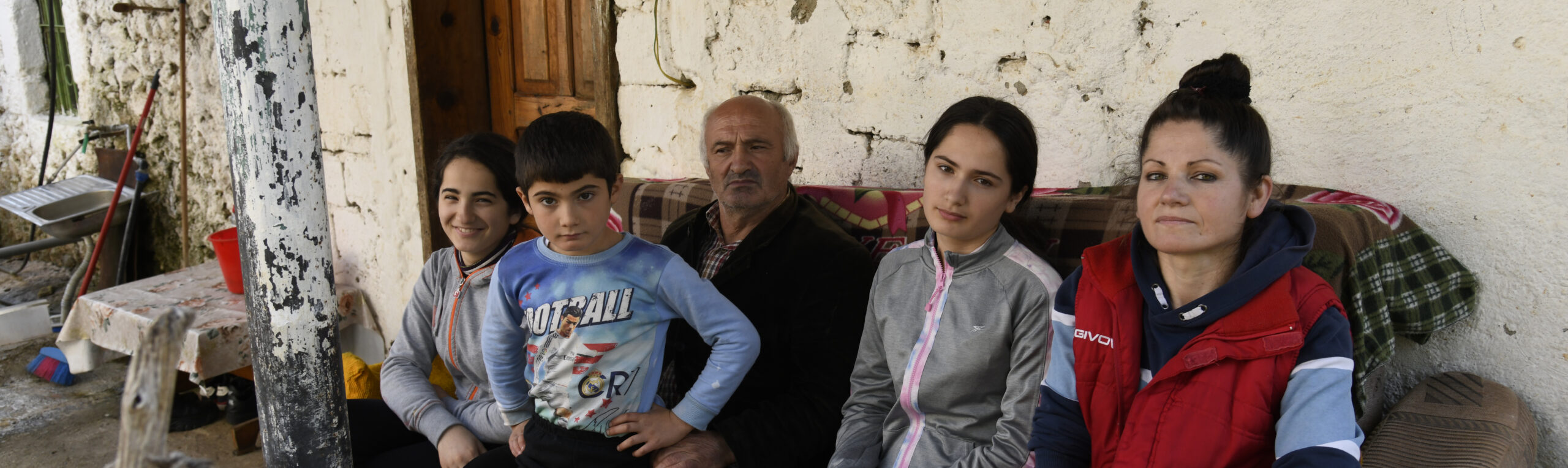 Dukate uit Albanië wil een veilige toekomst voor haar kinderen | Dorcas