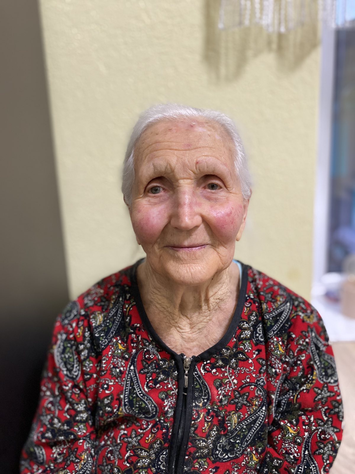 Moldavische Olga (94) kan na zwaar leven weer genieten | Dorcas