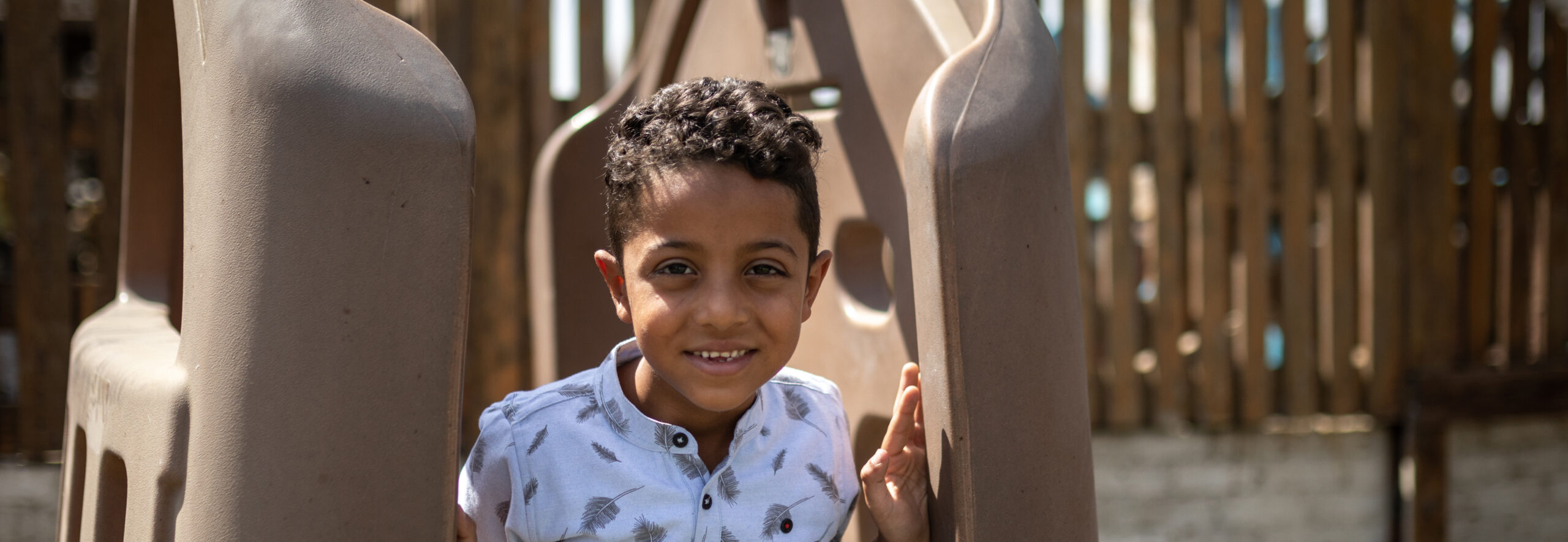 Door sponsorprogramma kan Bishoy (8) leren en spelen met andere ...
